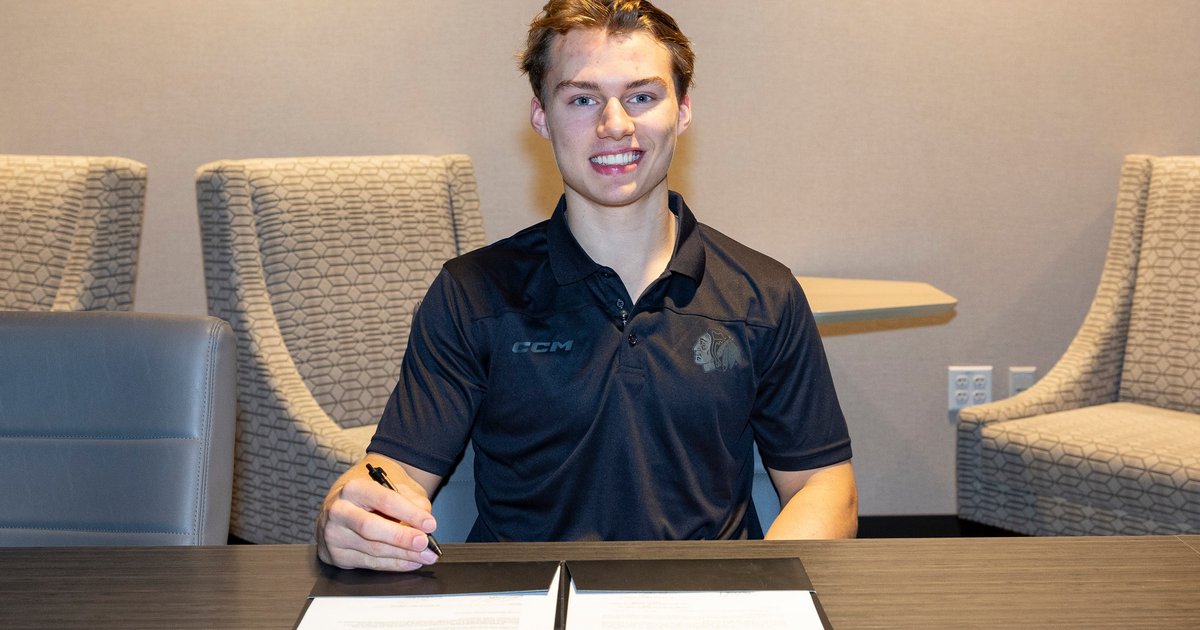 K osmnáctým narozeninám si Bedard nadělil smlouvu - Minutové zprávy