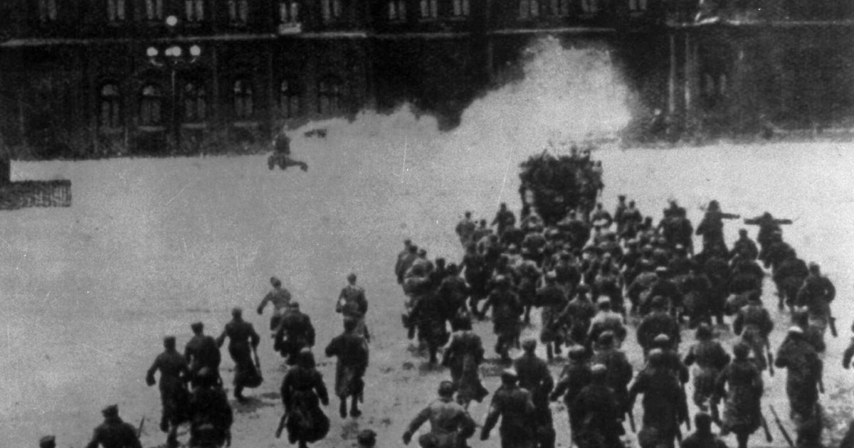 Žádné drama: Velká říjnová revoluce se odehrála poklidně - Minutové zprávy